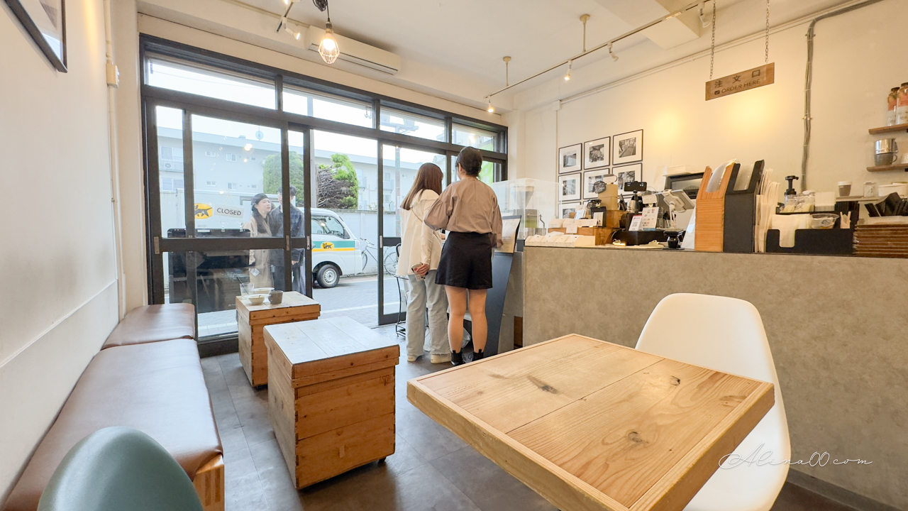 【東京甜點】吉祥寺抹茶製造所 CAPOON Matcha Cafe 抹茶蛋糕捲 @Alina 愛琳娜